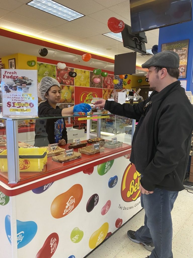 How to plan a visit to the Jelly Belly Factory | Living and Loving Our ...